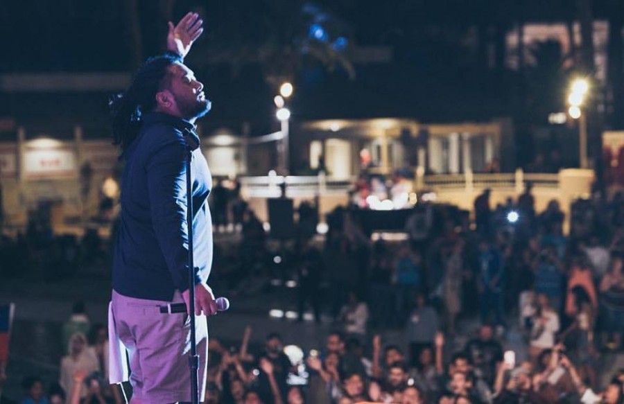 10 Things You Should Know About The American Samoan Roots Singer Up For ...