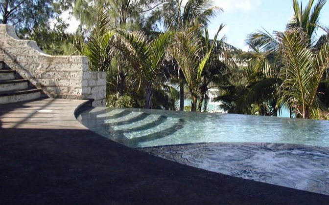 Mike Bloomberg’s Caribbean Mansion | News Americas Now