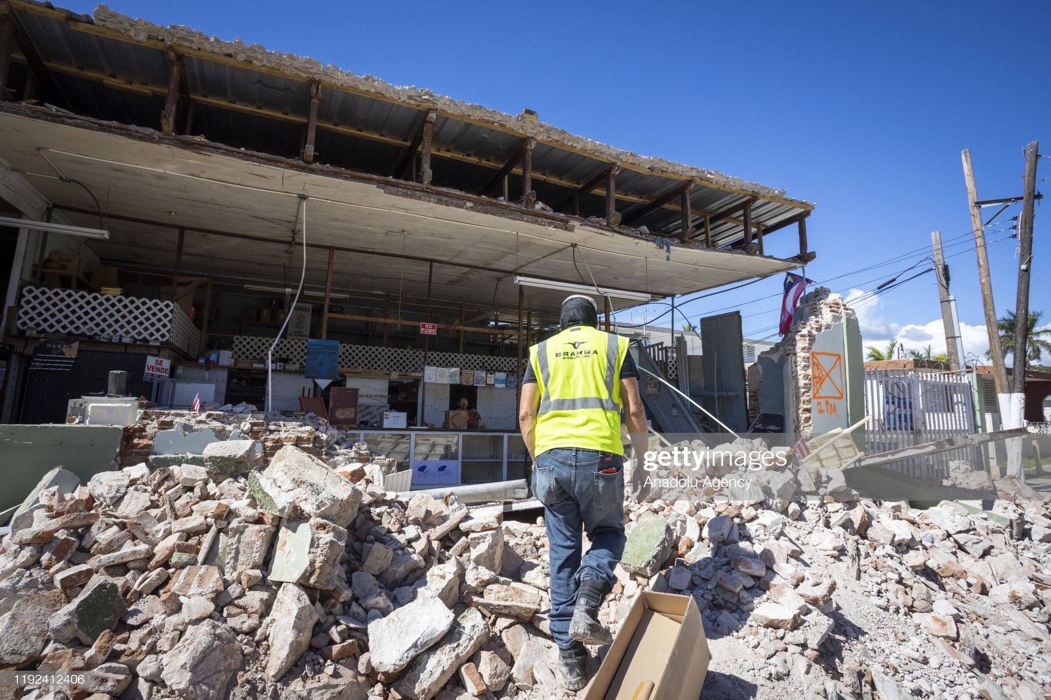 Over 6 Dozen Tremors Rattle Puerto Rico After Massive 6.4 Quake | News ...
